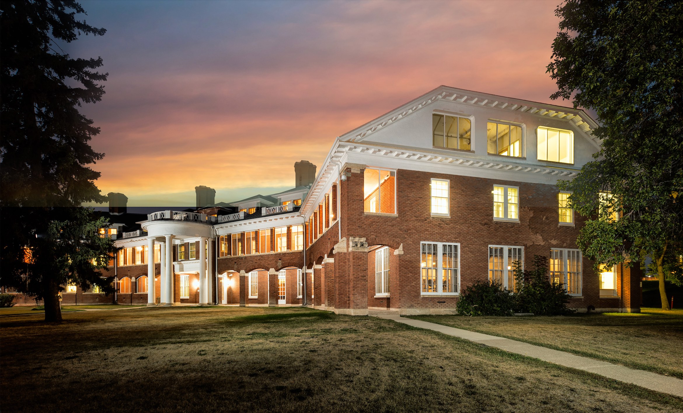 Programmes and specials from Assiniboine College - Kiwi Education Canada